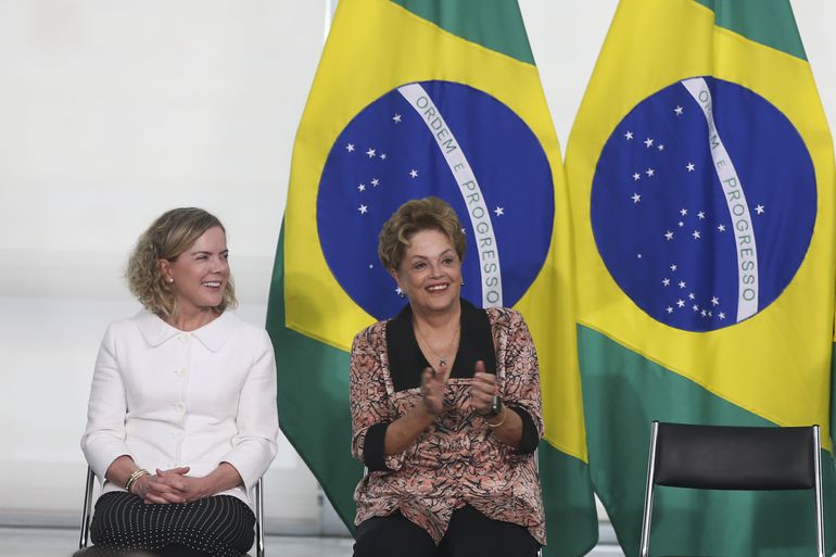 Dilma Roussef vai mesmo presidir o banco do Brics